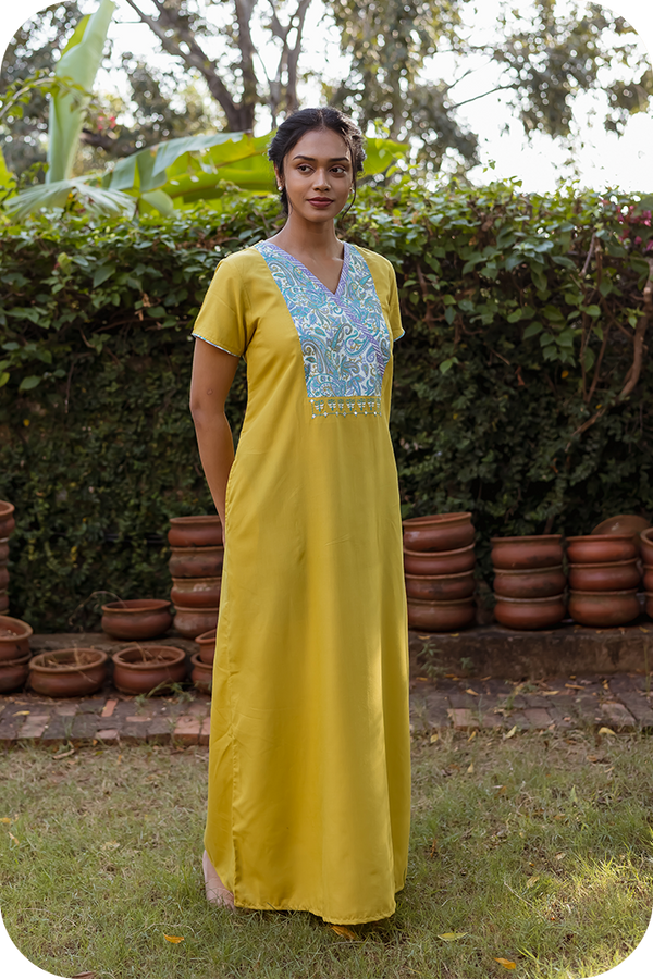 Best Online Shopping Store for Women's Ethnic Wear @ Affordable Price ...